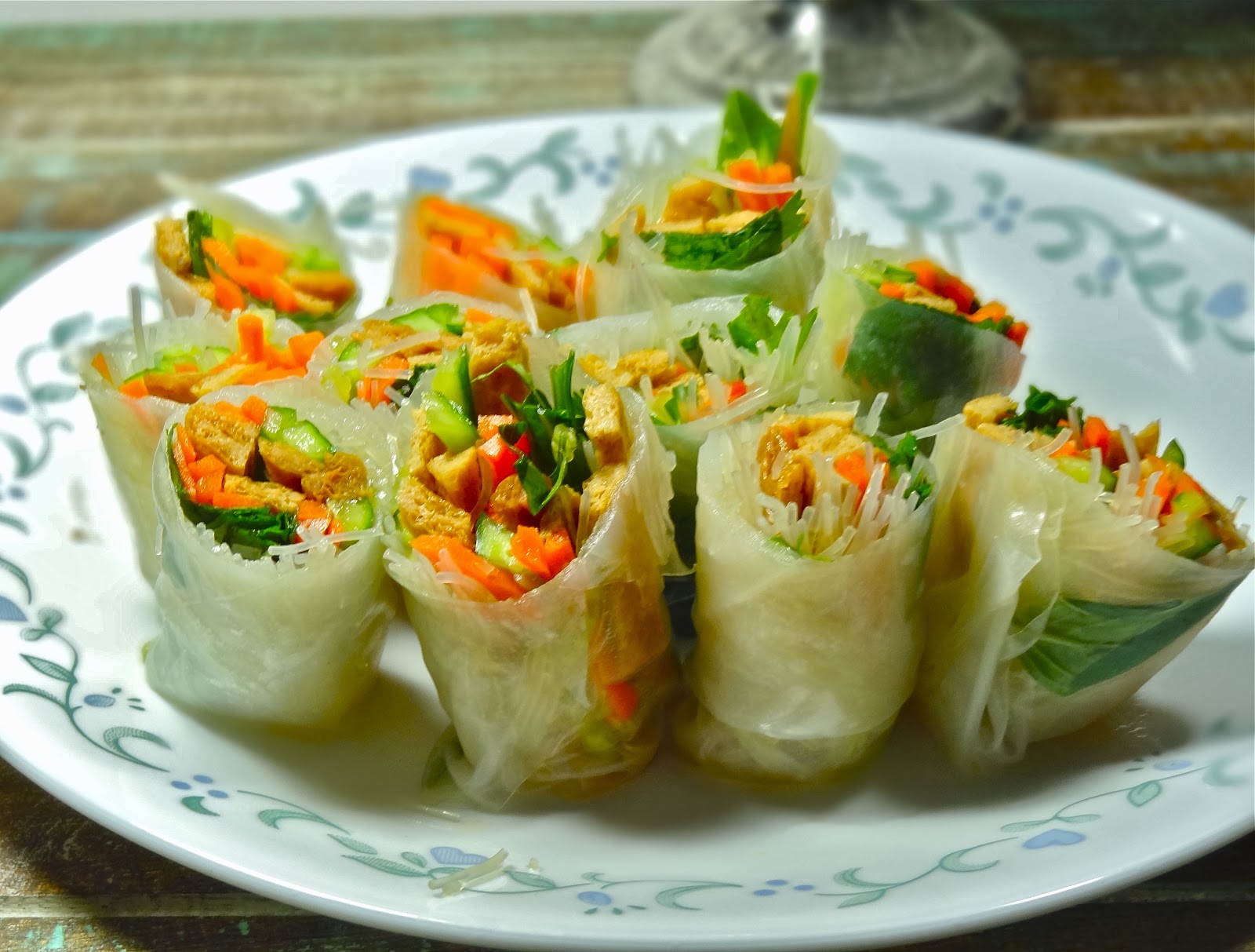 Dau Hu Cuon/Tofu springrolls with peanut sauce