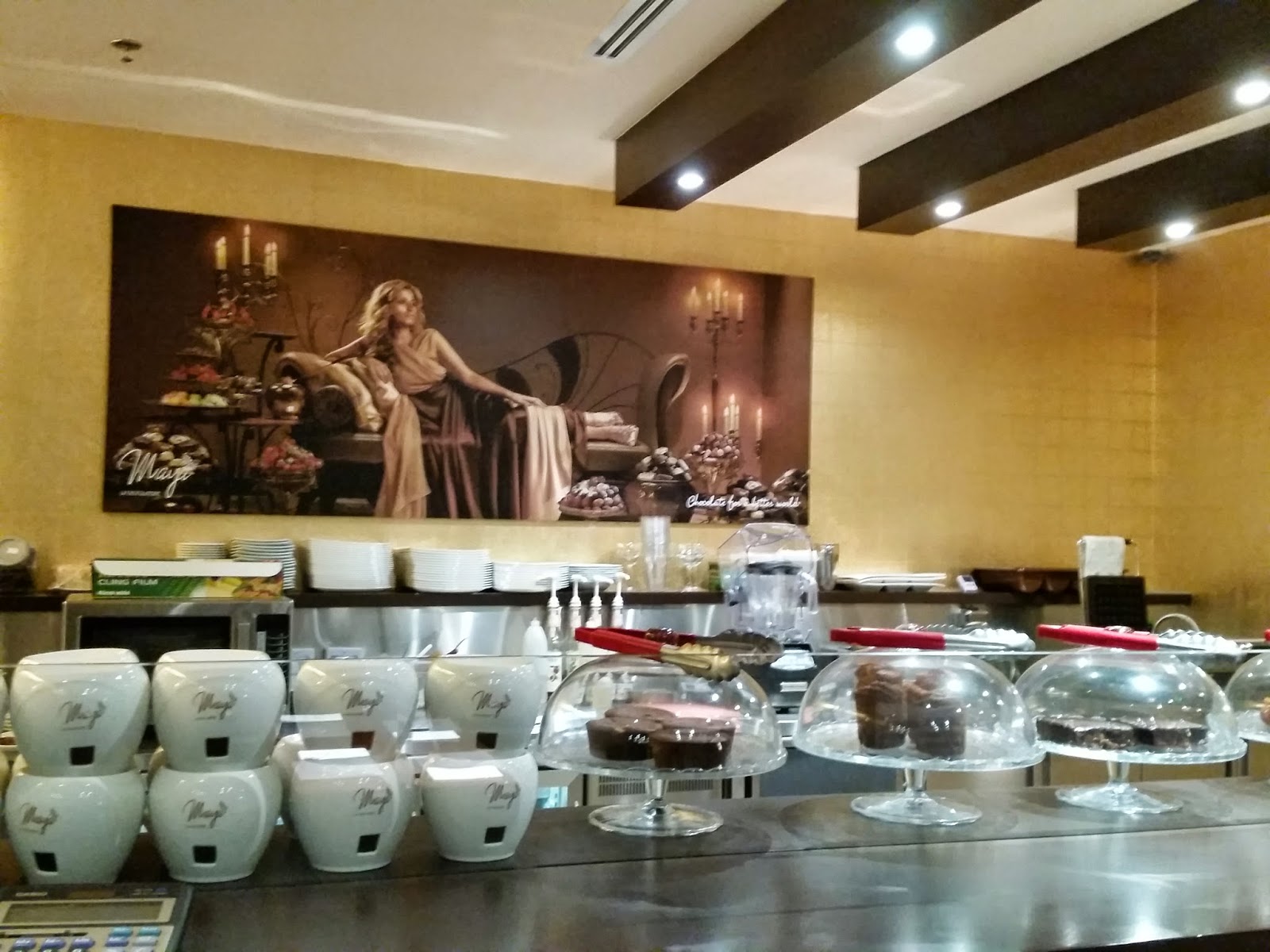 Life in Kuwait Blog: Maya La Chocolaterie