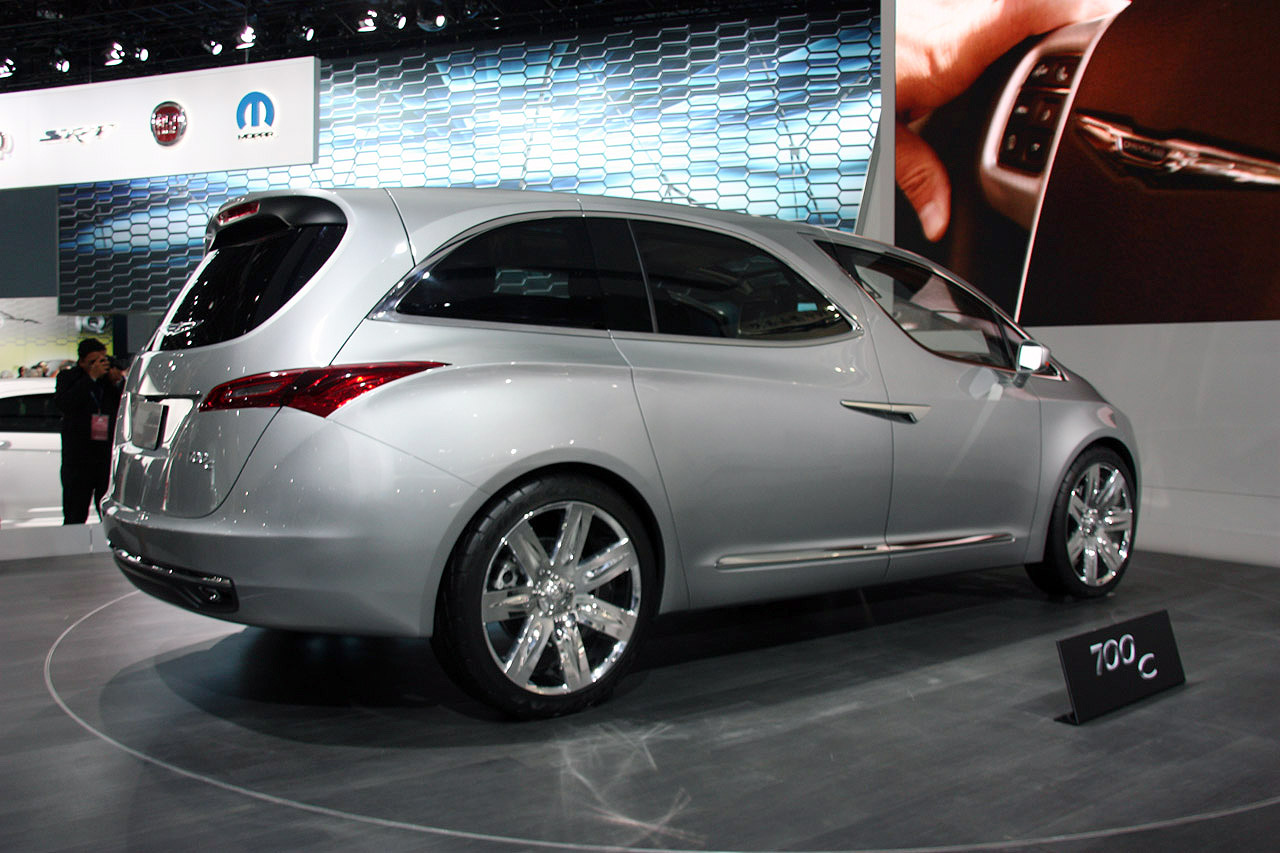 Cars Journal: Chrysler 700C Concept