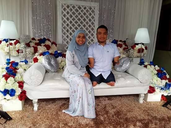 "KETAHUILAH" Sepasang Pengantin ini Patut Kita Contoh.....!!!!!!! Istri ...