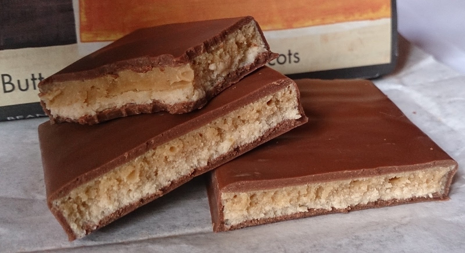 Chwile zasłodzenia: Zotter Buttered Bread with Apricots mleczna 40 % z ...