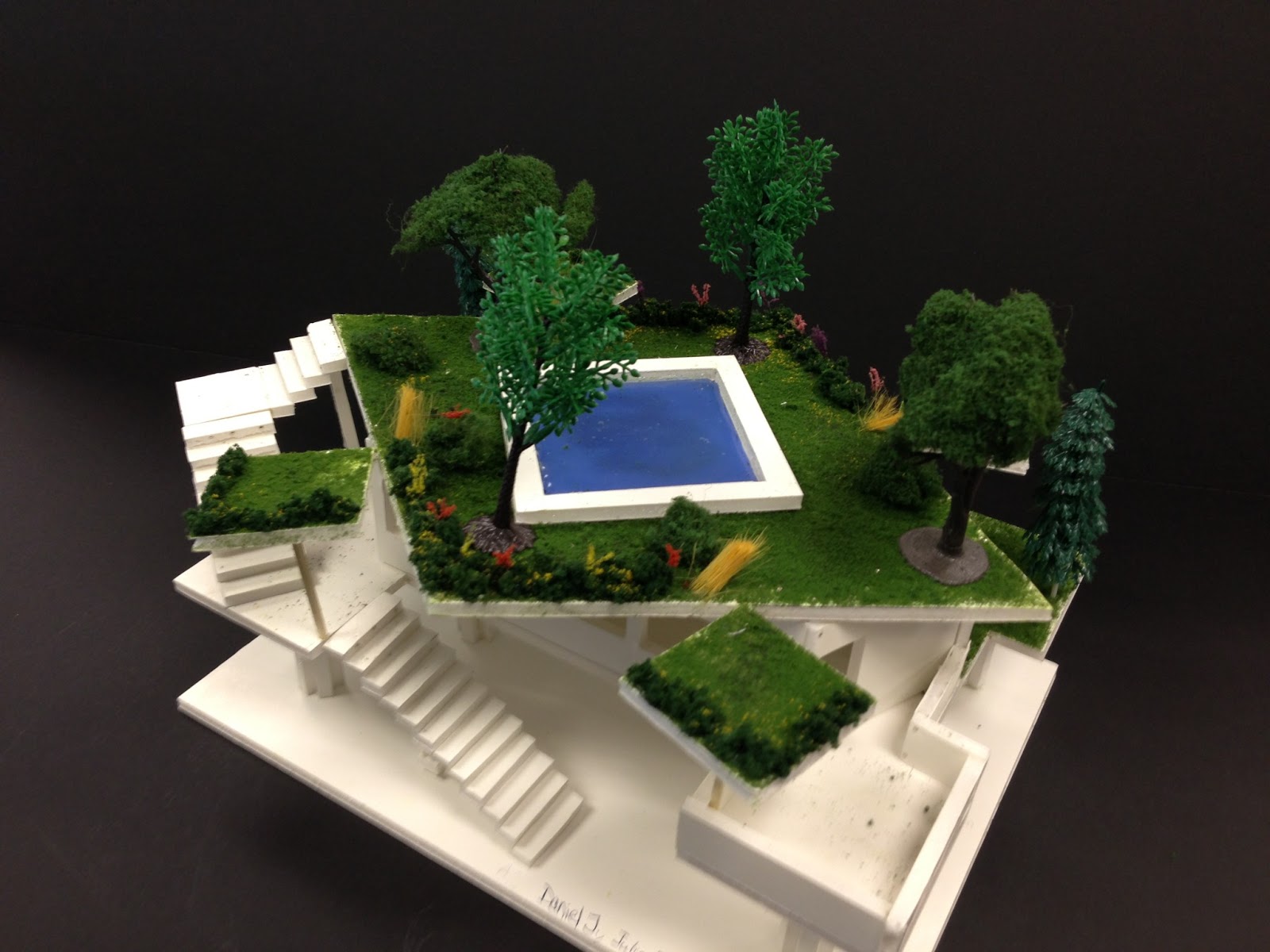 mr:Z: 5 Points of Architecture Projects