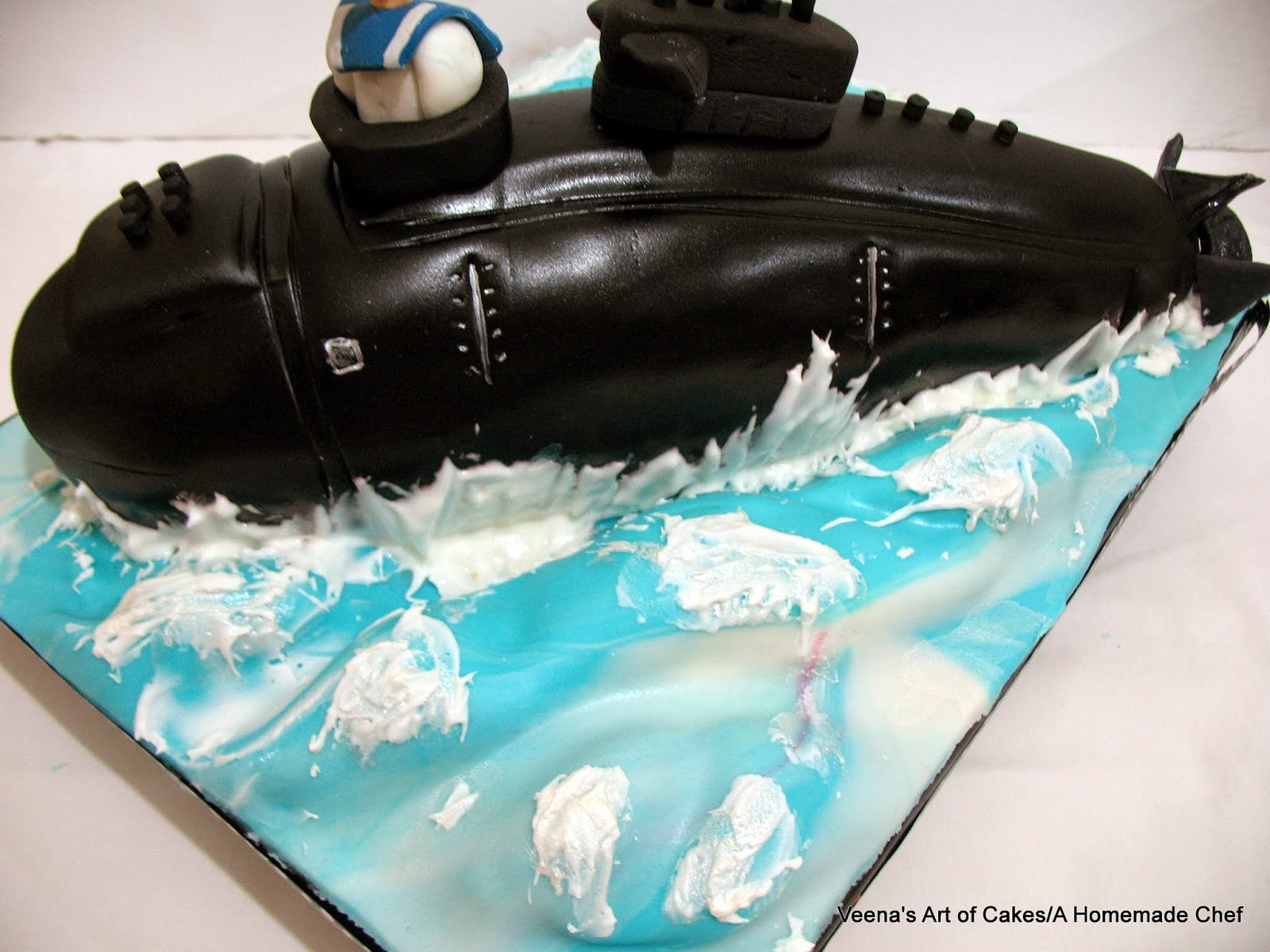 Veena's Art of Cakes: Submarine Cake