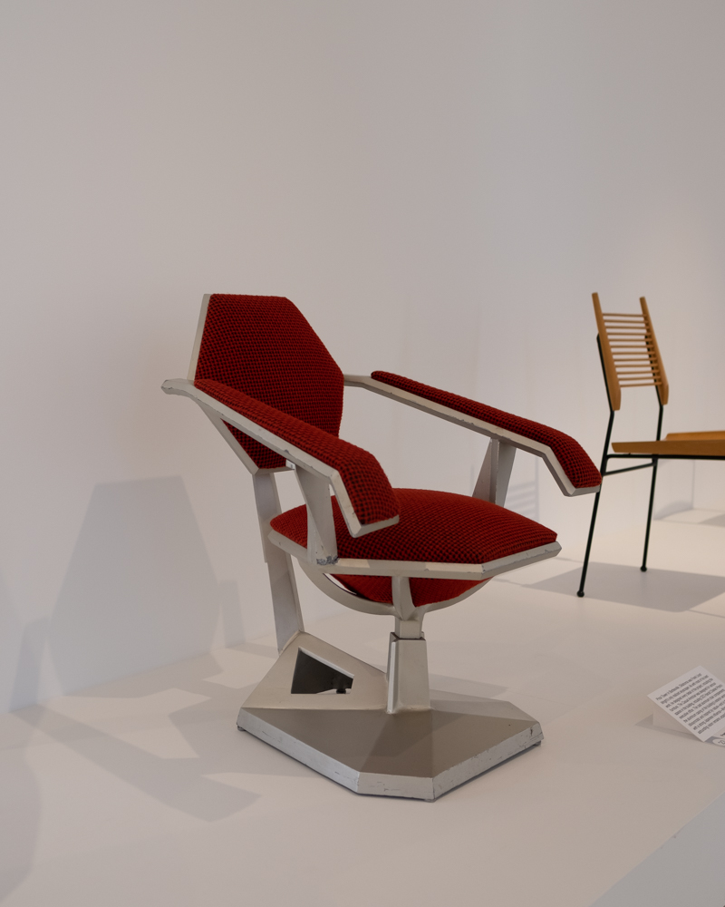 The Modern Chair / Palm Springs Art Museum