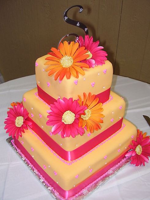 Modele Tort: TORTUL MIRESEI - MODELE CU FLORI