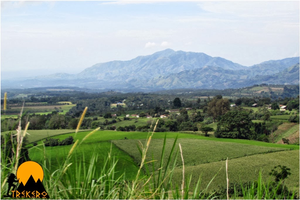 TREKERO: ASIK-ASIK FALLS: WONDERFUL SPRINKLE FROM THE WALL