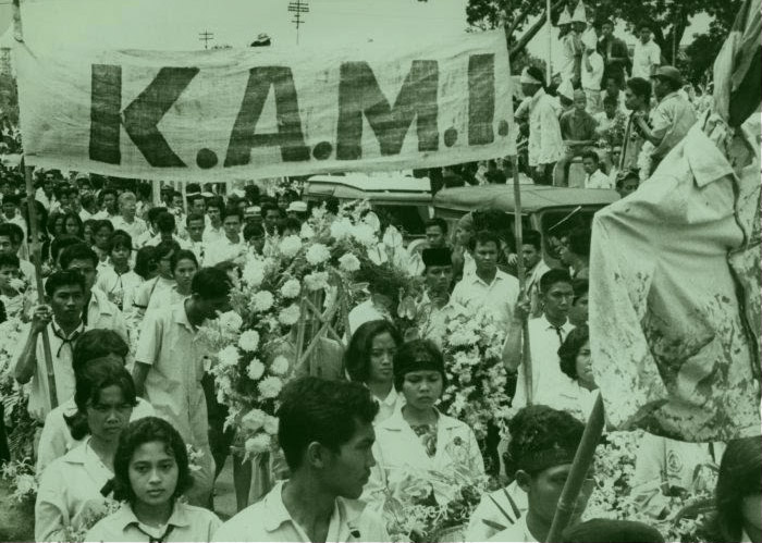 Sejarah Indonesia: Peristiwa Tritura dan Awal Lahirnya Orde Baru ...