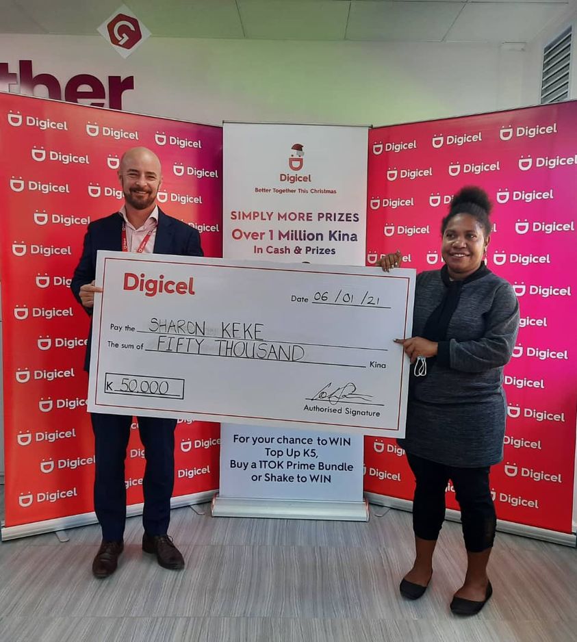 Engan Woman wins Digicel PNG's K50 ,000 Christmas Promotion Prize ...