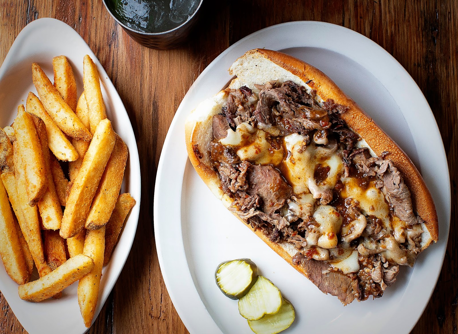 Wobbly Boots Roadhouse: The Boot Goes Gourmet... With Sandwiches & Wraps!