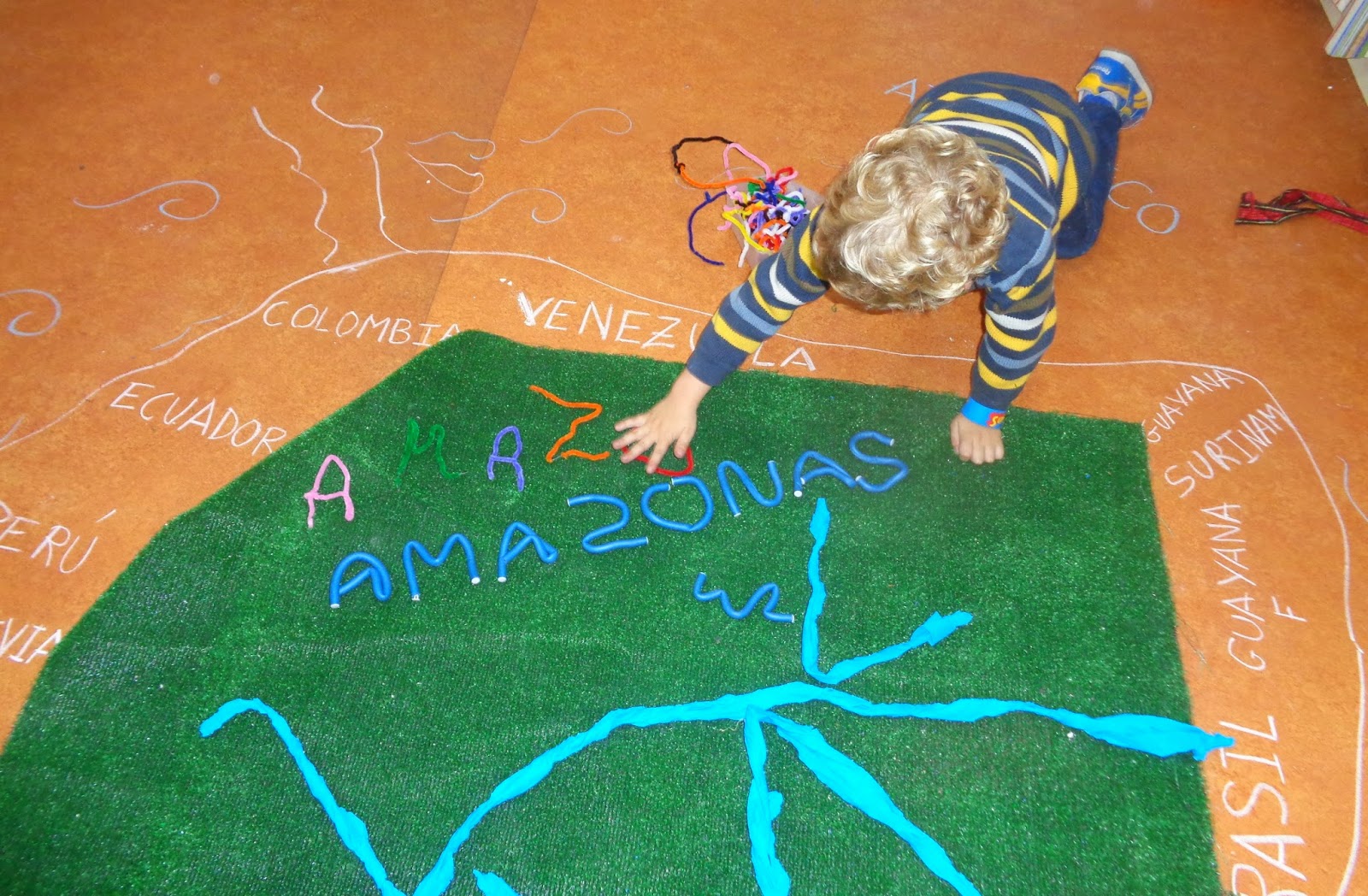 INFANTIL de GRACIA: LOCALIZAMOS EL AMAZONAS