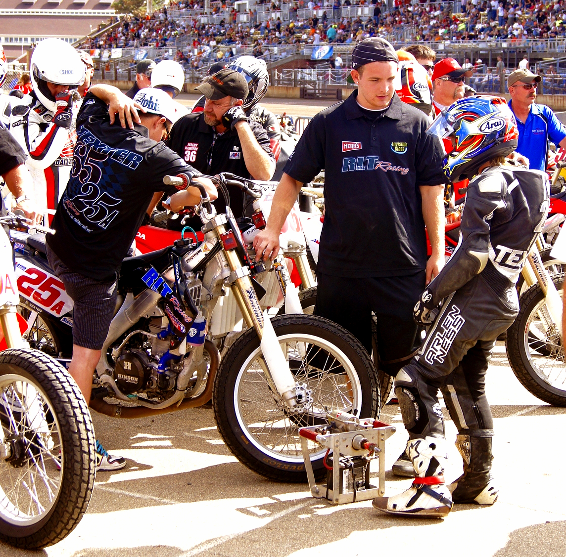 Stu's Shots R Us: AMA Flat Track: Shayna Texter Announces DFW Honda ...