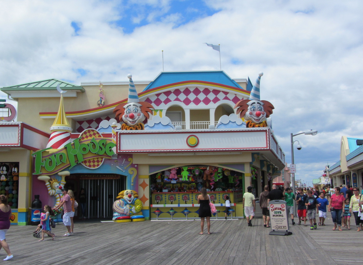 NewsPlusNotes: A Surprise Visit to Jenkinson's Boardwalk