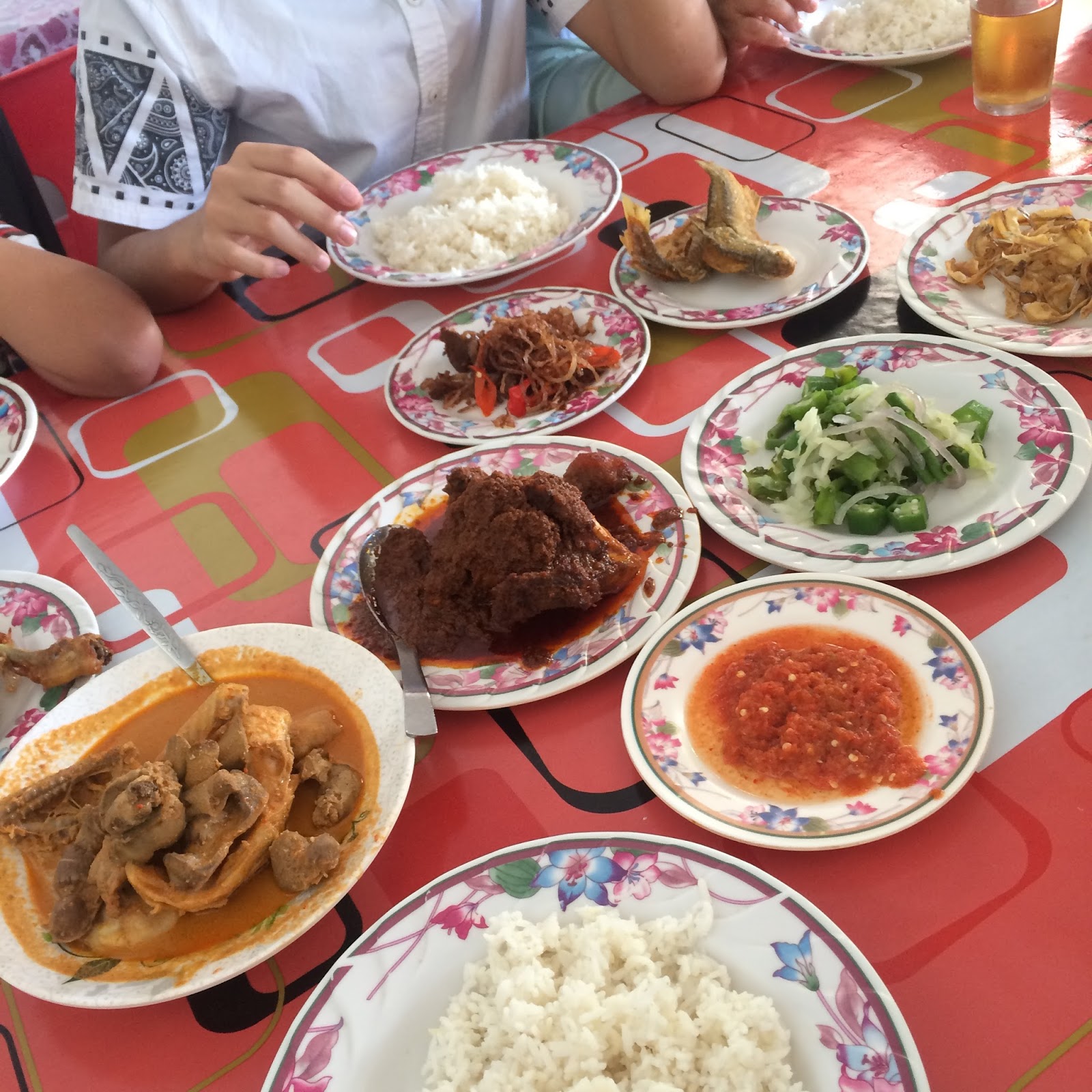 Travel Perak and Perak's Food to try - Syafiqah