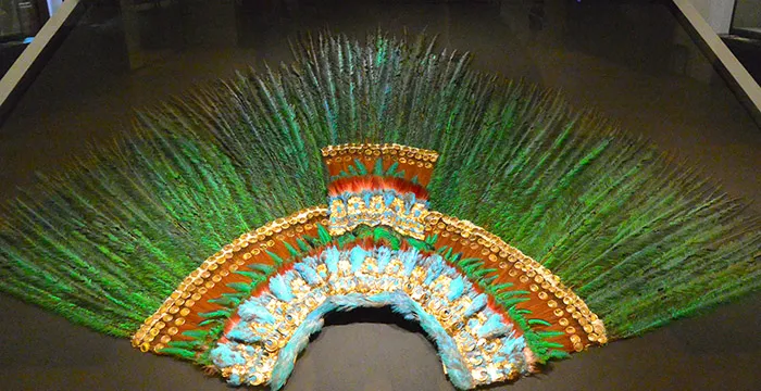 Dónde está y cómo ir a ver el Penacho de Moctezuma