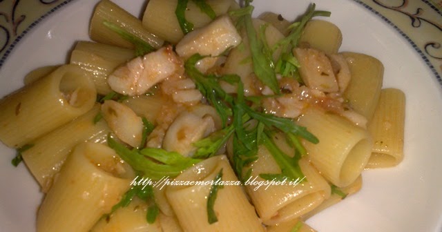 Pizza e Mortazza : PASTA CON FILETTO DI MERLUZZO E RUCOLA