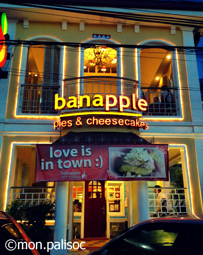 Banapple L O V E | |foodfanaticph| by clapalisoc