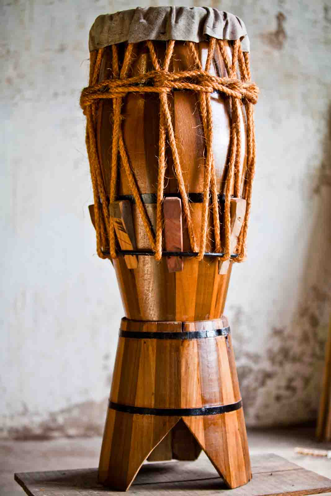 CAPOEIRA: CAPOEIRA...