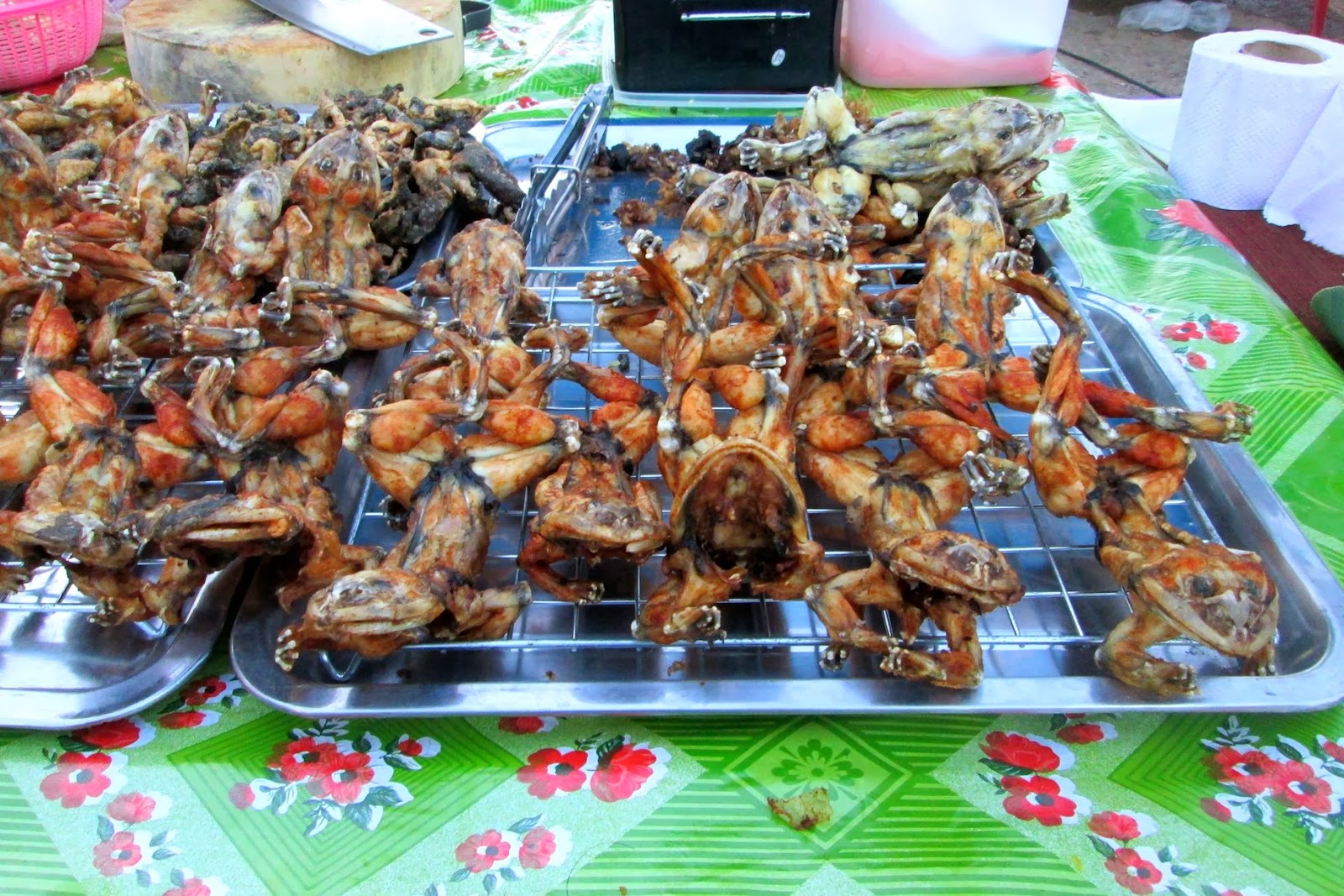 So Little Thai, So Much To Do: Ahaan Thai: Frogs for Dinner