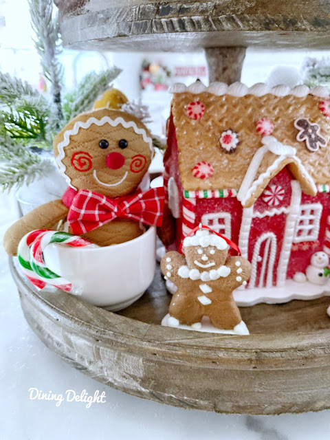 Dining Delight: Gingerbread Themed Tiered Tray