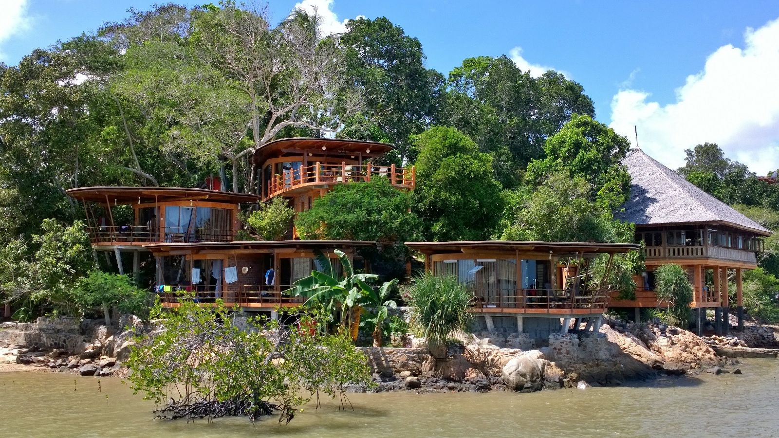 World in my view: Loola Adventure Resort