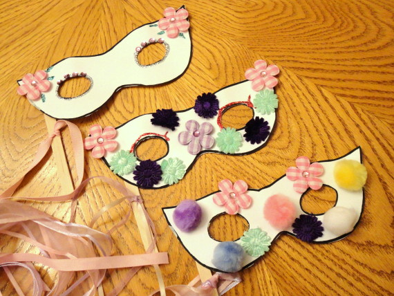 Nana Brown's: Kids Craft - Masquerade Masks