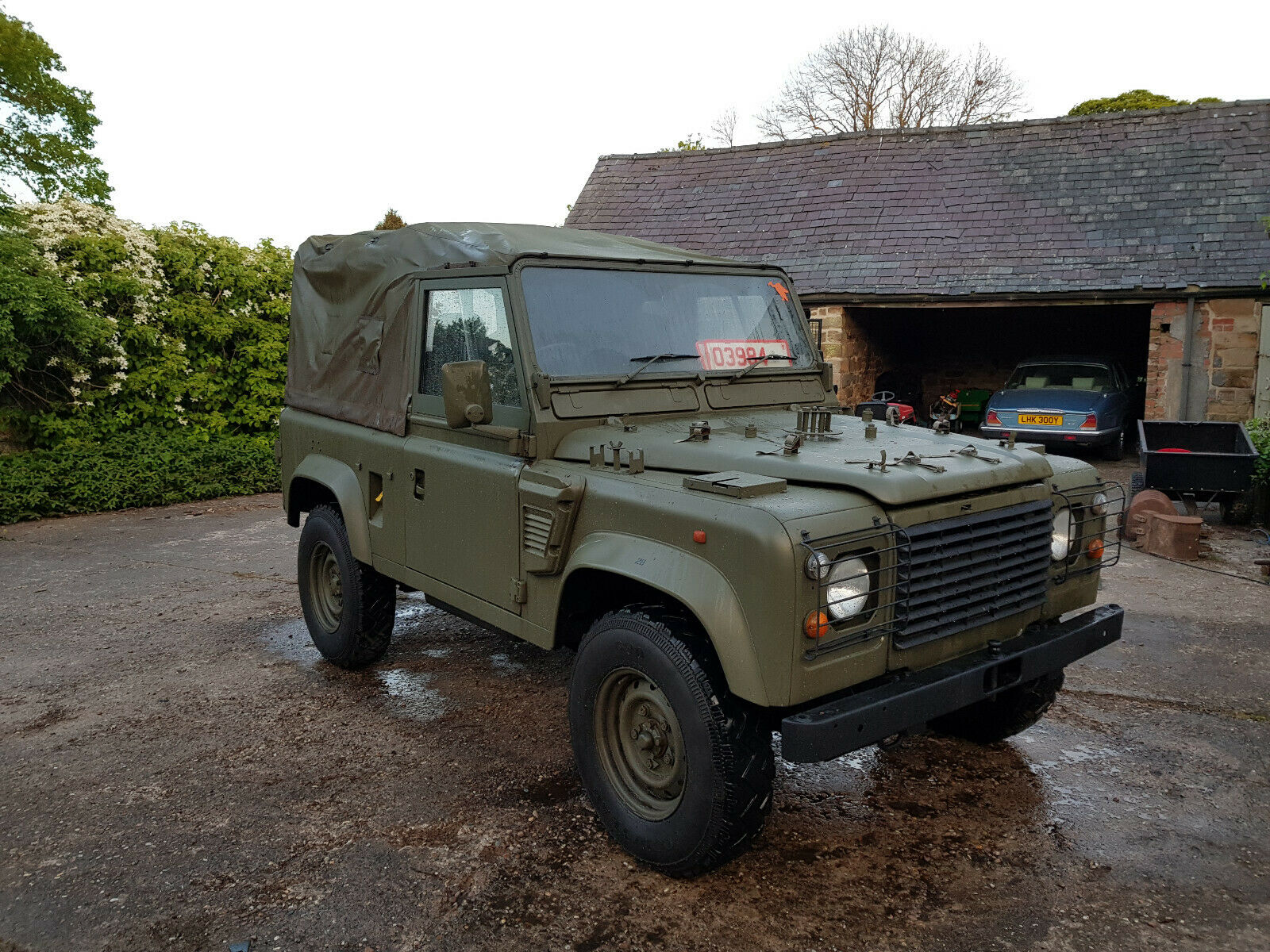 Landrover Defender: LANDROVER DEFENDER 90 300 TDI SWB WOLF TUL HS GS ...