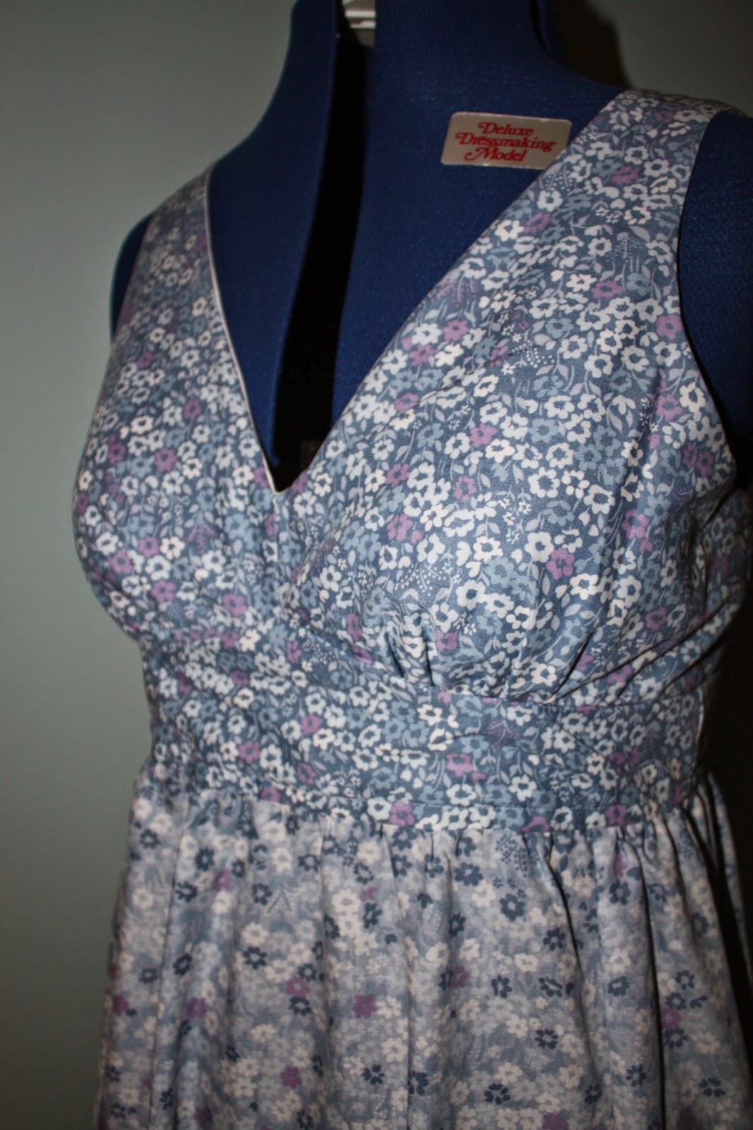 Little Sewing Corner: Simplicity 2638 Maxi Dress