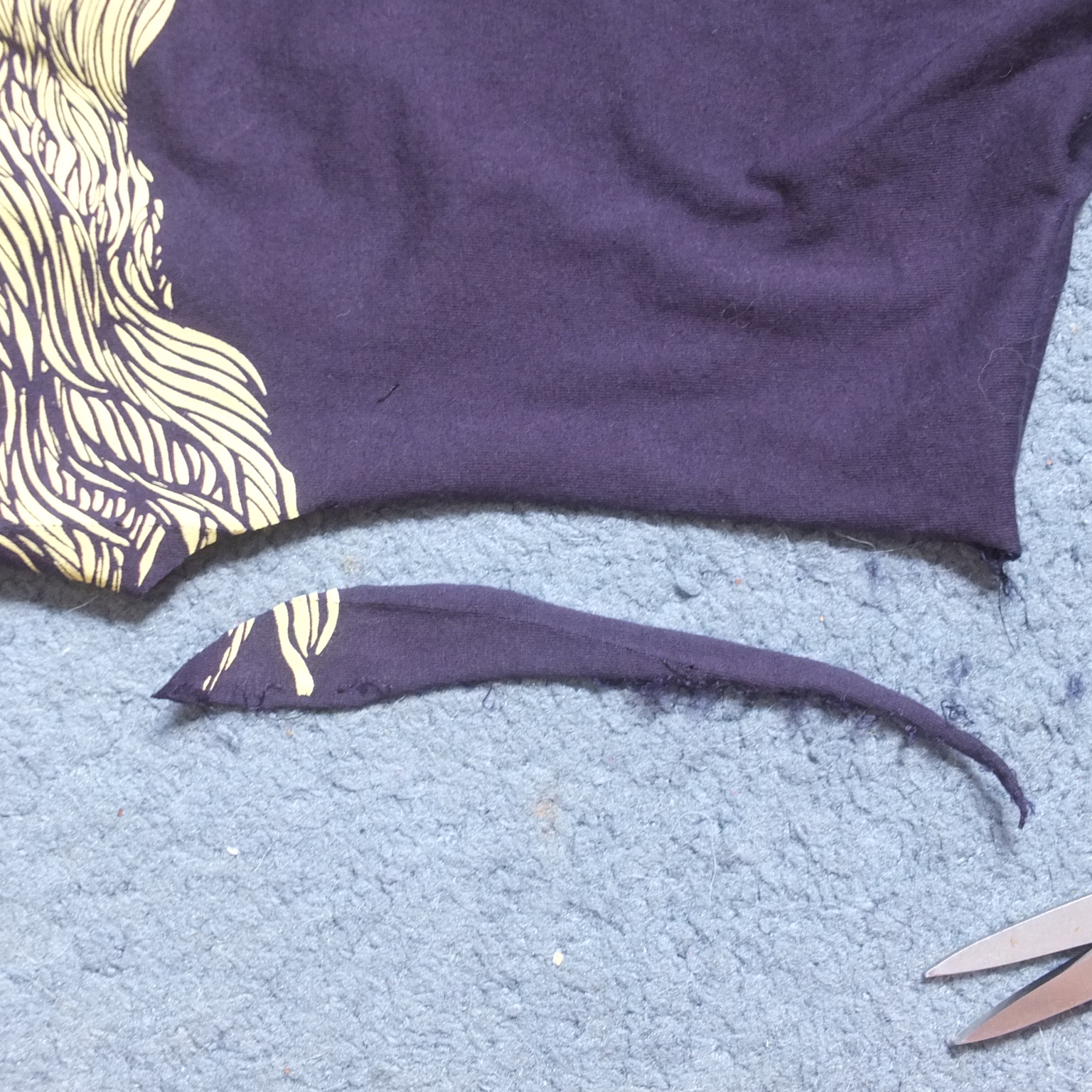 The Unfashionista: A top-down T-shirt trim