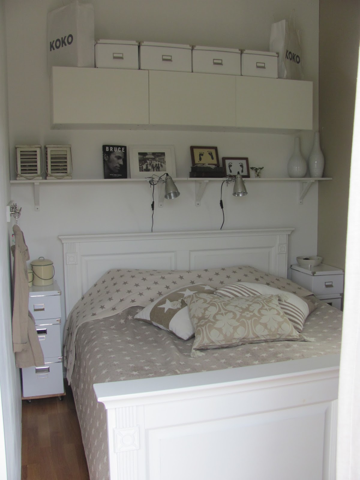 by cila: Litet men mysigt sovrum........