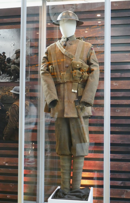 Hollywood Movie Costumes and Props: Screen-worn 1917 movie costumes on ...