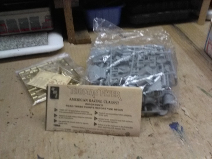 Thomas Flyer Scale Model Kit. Winner of the 1908 Great Race