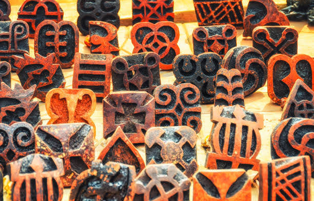 WHAT IS ADINKRA?