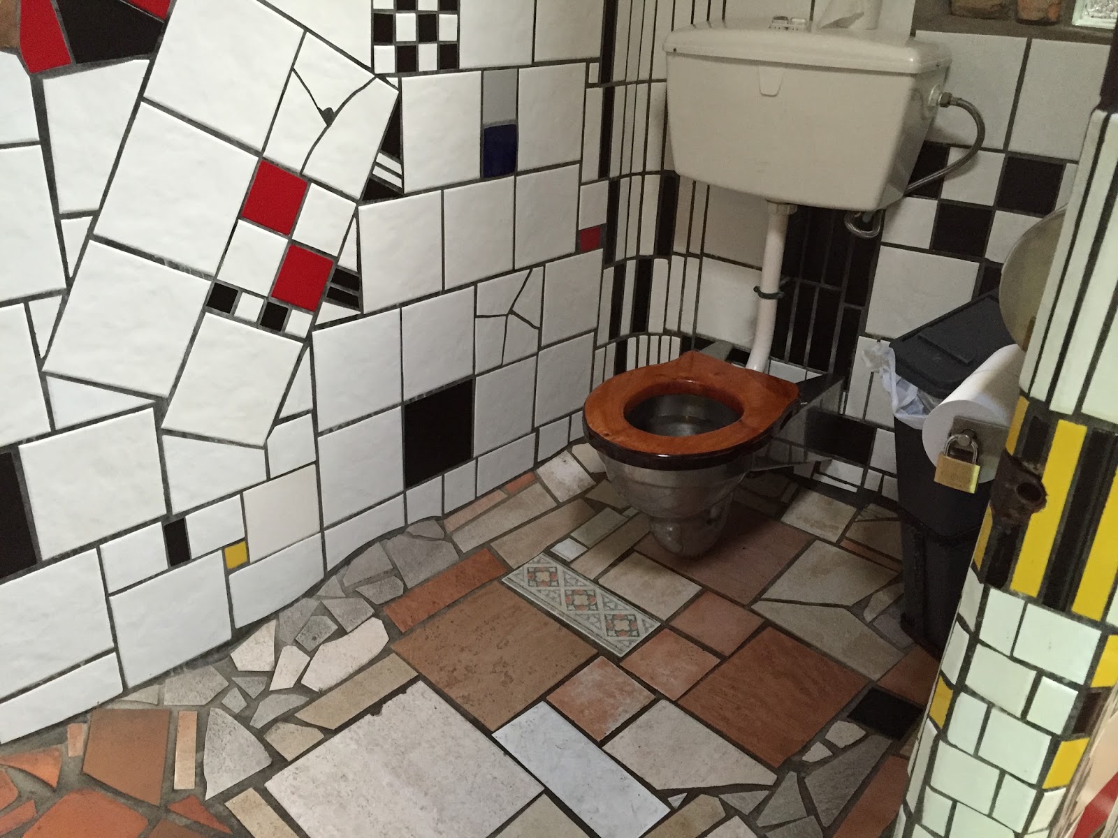 New Zealand Tourist Guide: The Most Unusual Toilets in New Zealand