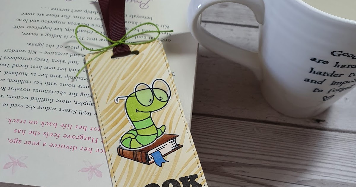 Neet & Crafty: Book Worm Bookmark