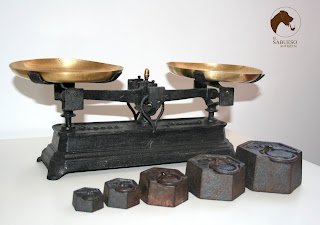 EL SABUESO ANTIQUITé: LA BALANZA, UNA HERENCIA ANCESTRAL