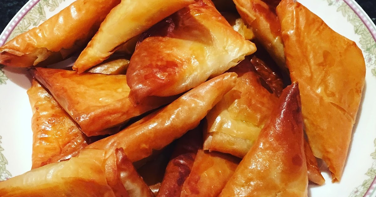 Perfect Party Nibbles - Pea and Potato Samosas