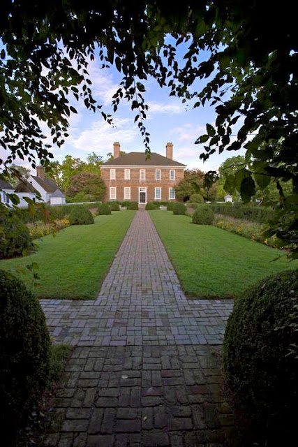 Colonial & Early American Gardens: Historic Gardens - Spring at ...