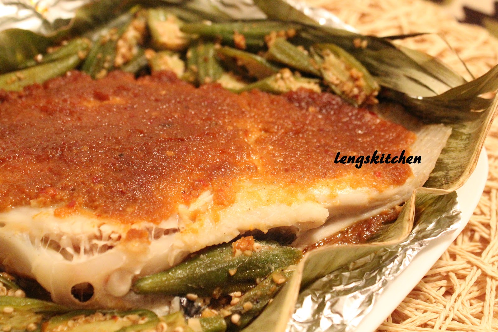 Kitchen Chaos: Ikan Bakar (Grilled Fish) 烧鱼