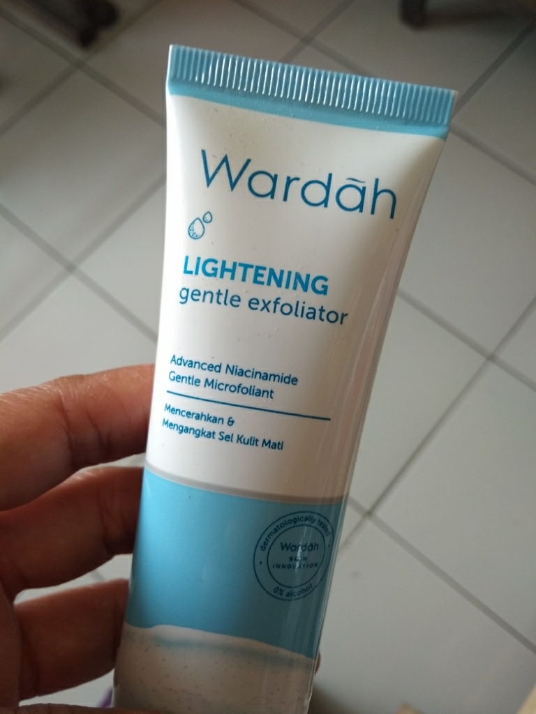 4 Wardah Skincare Untuk Kulit Berminyak