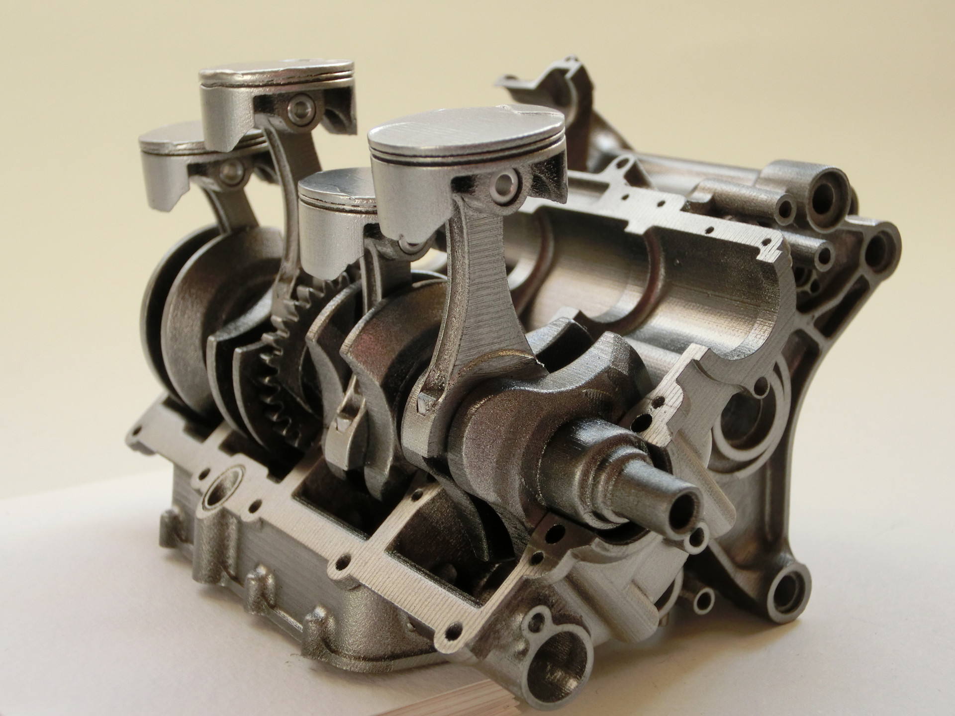 Inline 4 Crossplane (4 Segaris)