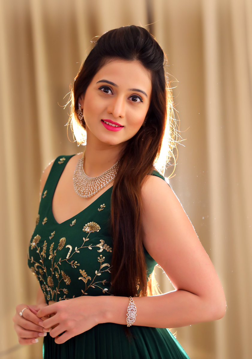 Harshika Poonacha Glam Photoshoot - Latest Movie Updates, Movie ...