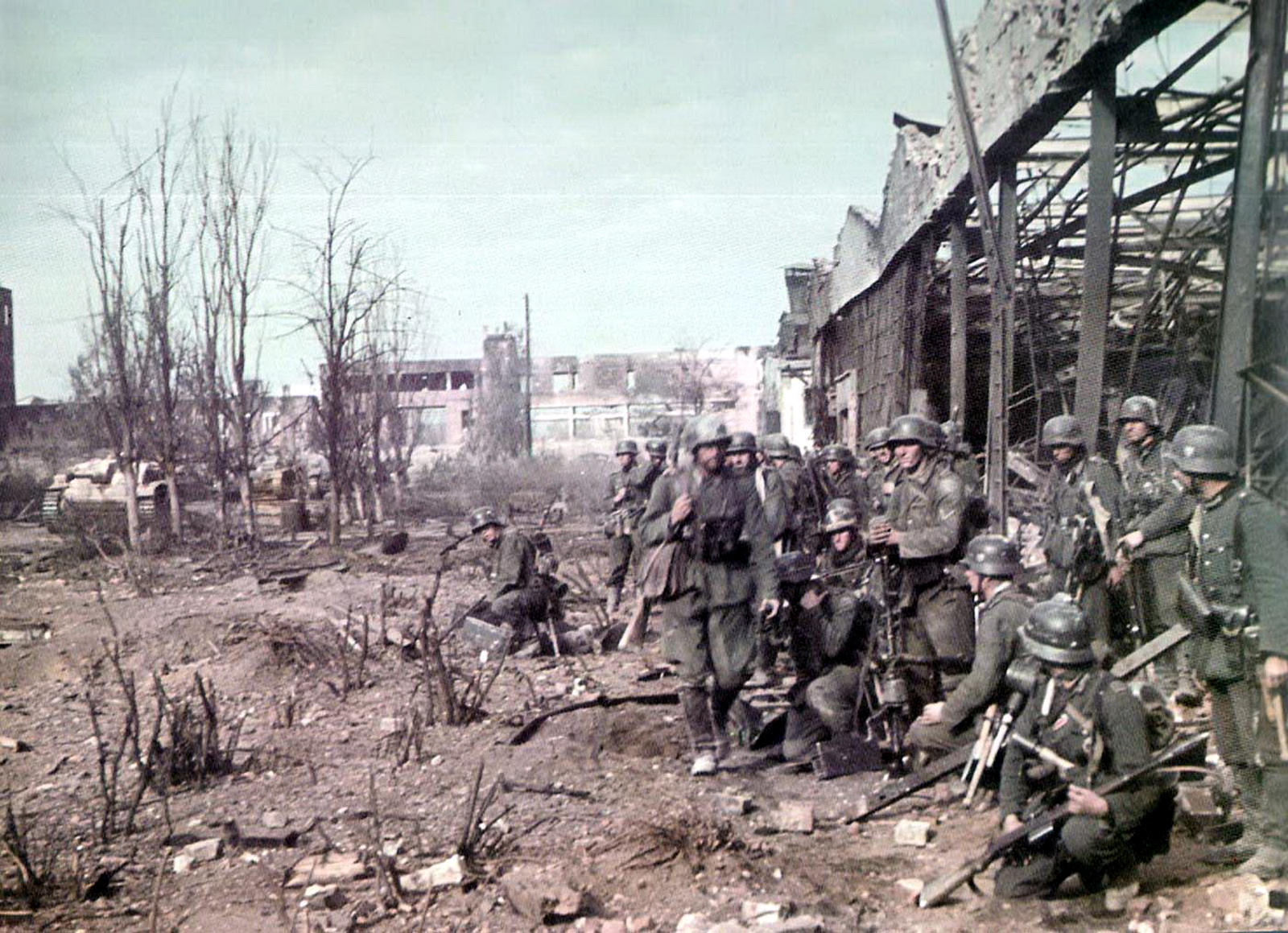World War II in Color: German Assault Team in Stalingrad Tractor Factory