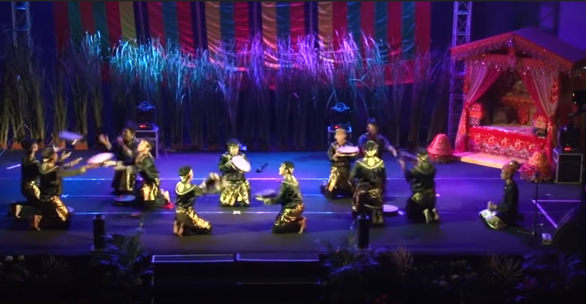 Belajar Tarian Rapa'i Geleng dari Aceh