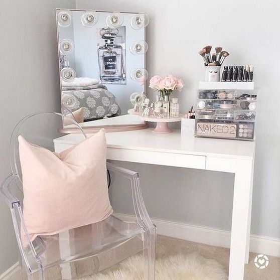 23 Perfect Makeup Table Inspiration Design | ARA HOME