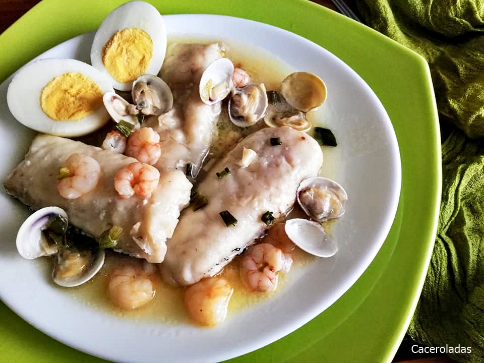 Merluza en salsa verde | Caceroladas