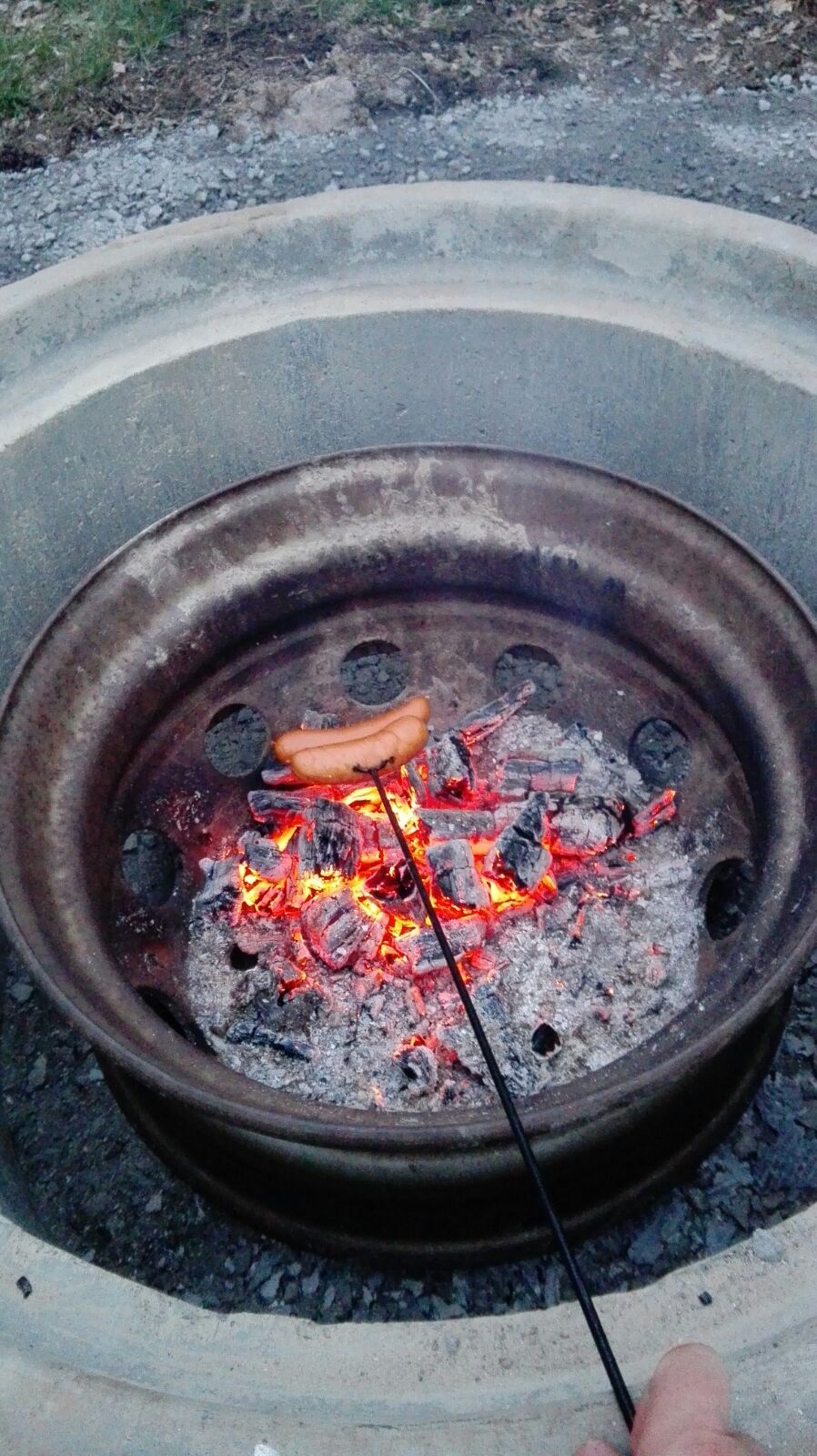 Meidän Tönö: Ulkotuli paikka 2017