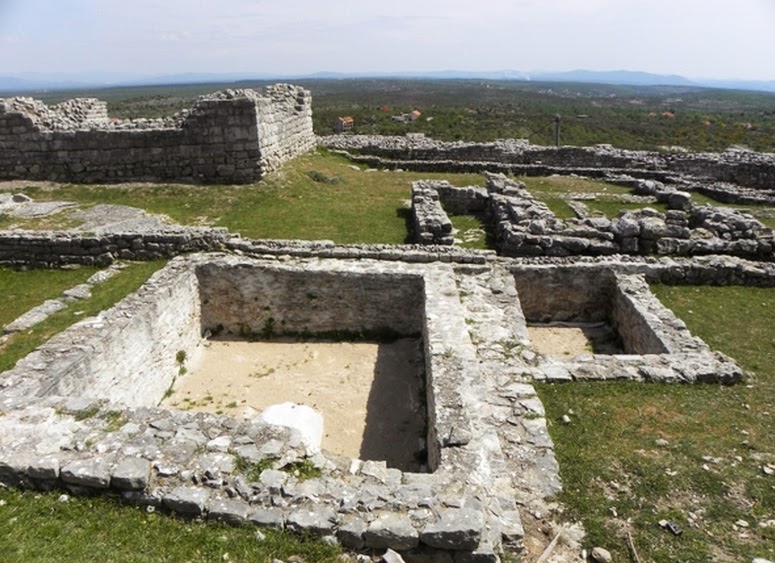 ArqueoLugares: VARVARIA prox. Bribir. Croacia.