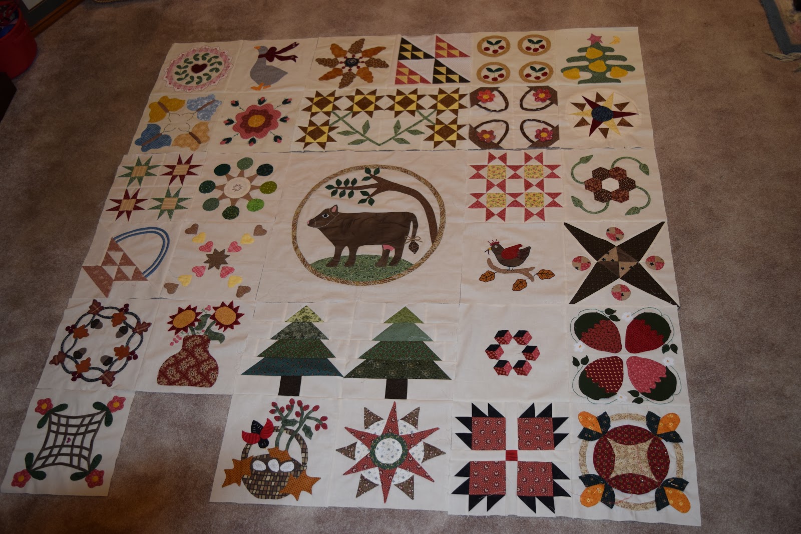 JulieKQuilts: Dearest Boy, edging closer!