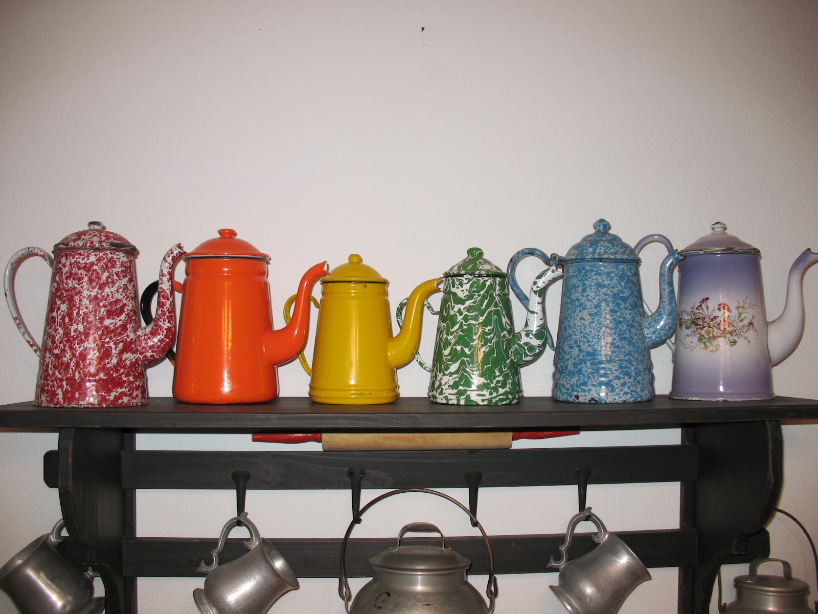 D's Frenchic': All 6 colors of the rainbow in Granite Teapots!!!
