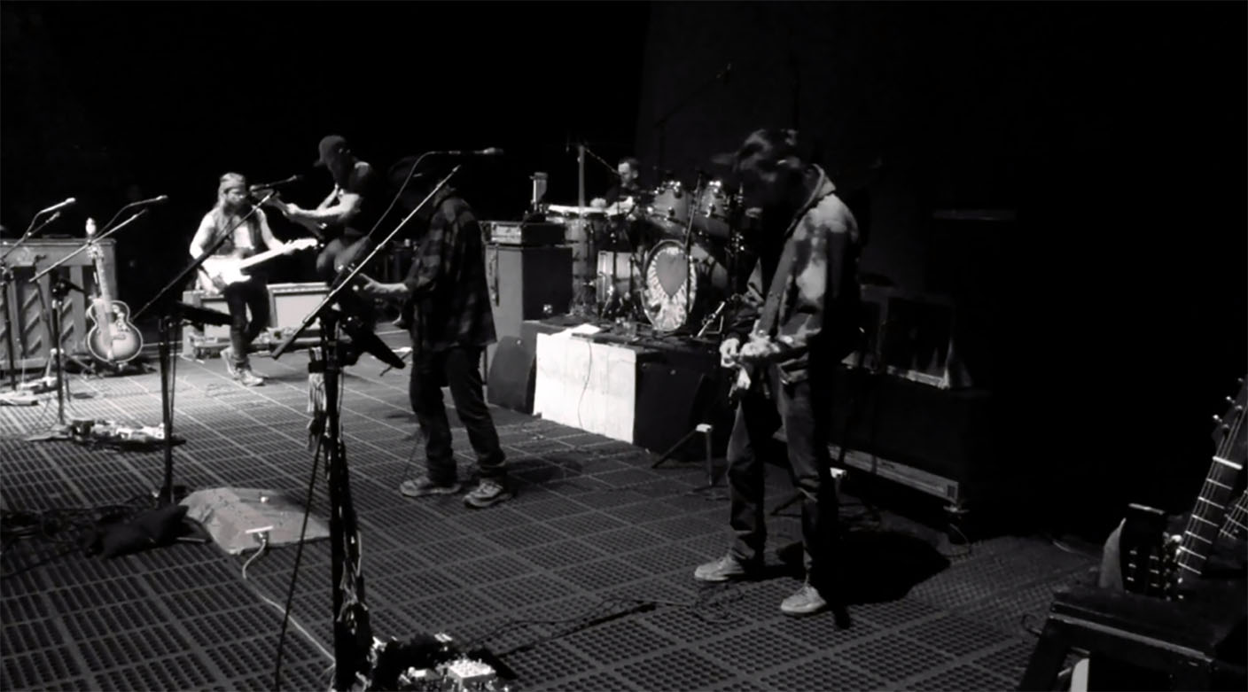 Neil Young News: Lukas Nelson & Promise of the Real Cover Neil Young's ...